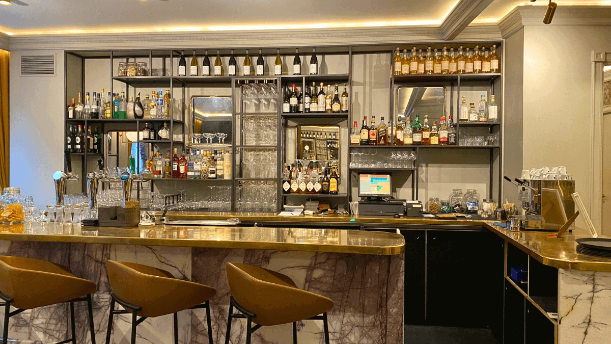 The Ultimate Amsterdam Getaway: Tivoli Doelen's Timeless Magic