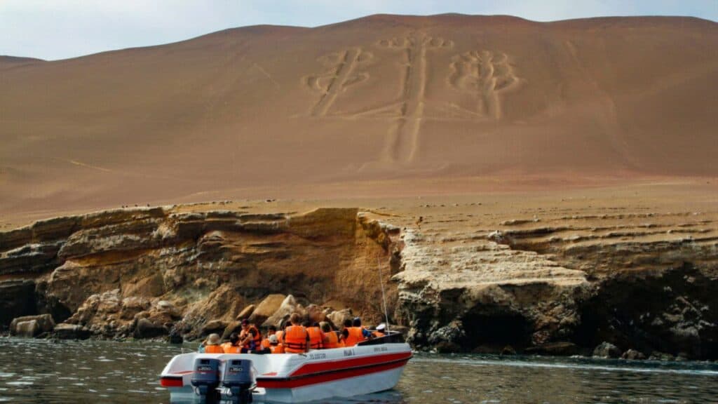 15 Extraordinary Paracas Peru Attractions That Will Totally Surprise You