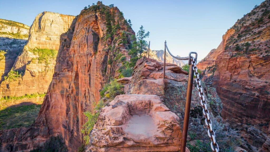 19 Most Dangerous Hikes in the US That Aren't Worth the Risk