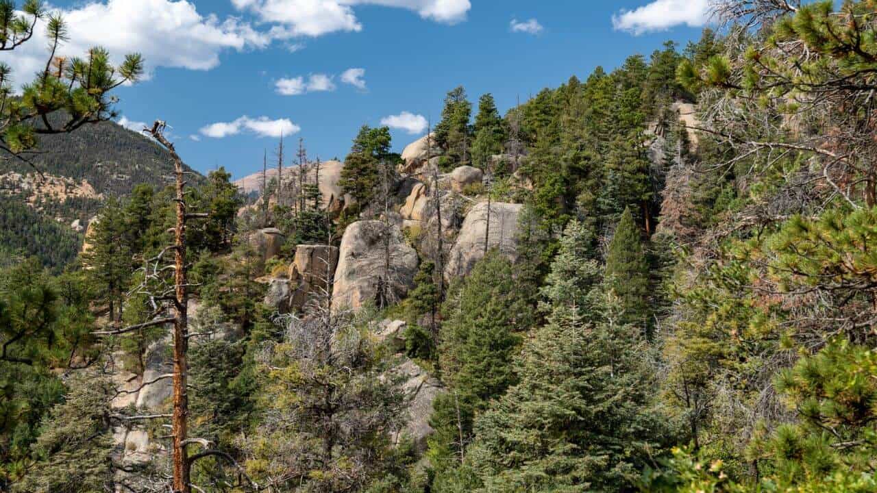 19 Most Dangerous Hikes in the US That Aren't Worth the Risk